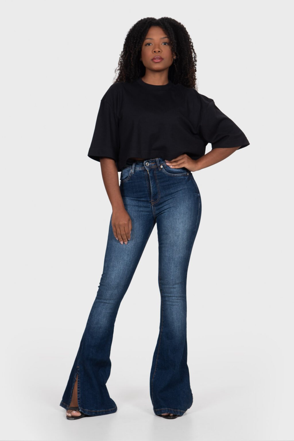 Cropped Oversized Icon Básico – Preto – ONE BASIQ®